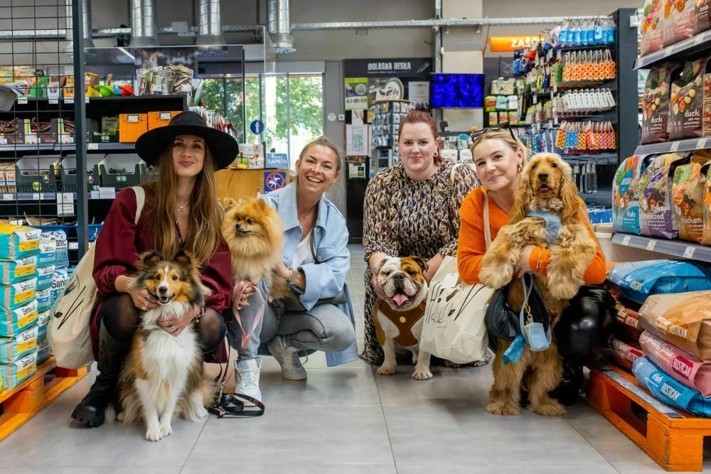 Kje znani Slovenci najraje kupujejo hrano za hišne ljubljenčke?