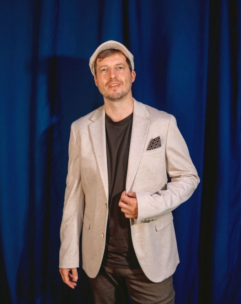 MMS 2026: Balladero stavi na svoj prepoznavni slog